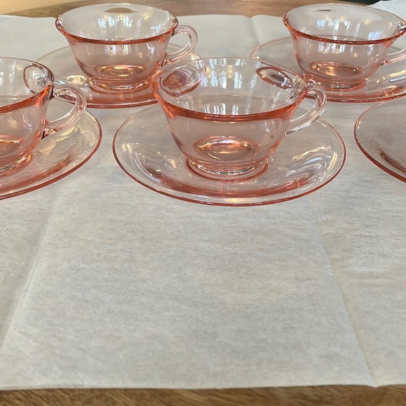 Vintage | Dining | Vintage Pink Depression Glass Tea Cup And Saucer Set ...